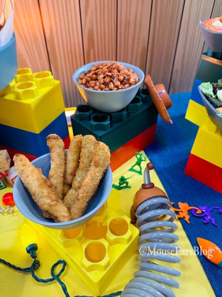 Experience the EXCITEMENT at Roundup Rodeo BBQ - Mouse Ears Blog