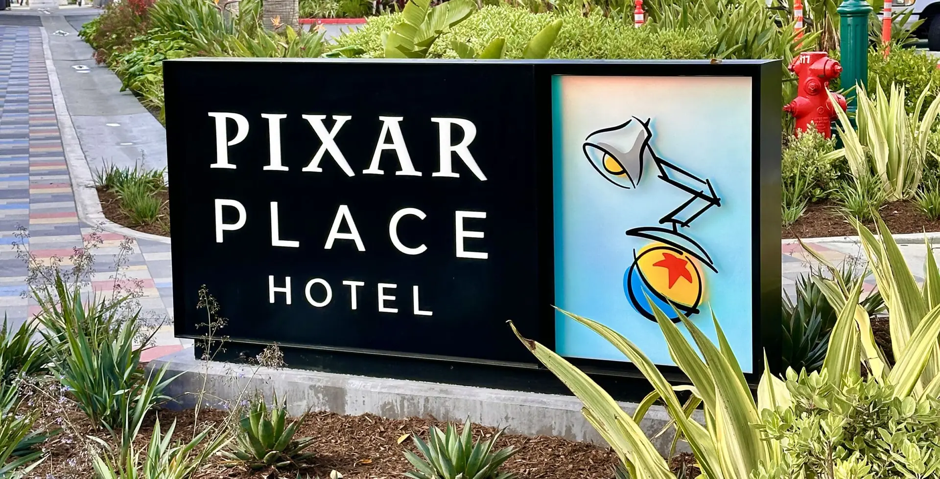 Pixar Place Hotel Resort Guide | Disneyland Resort - Mouse Ears Blog